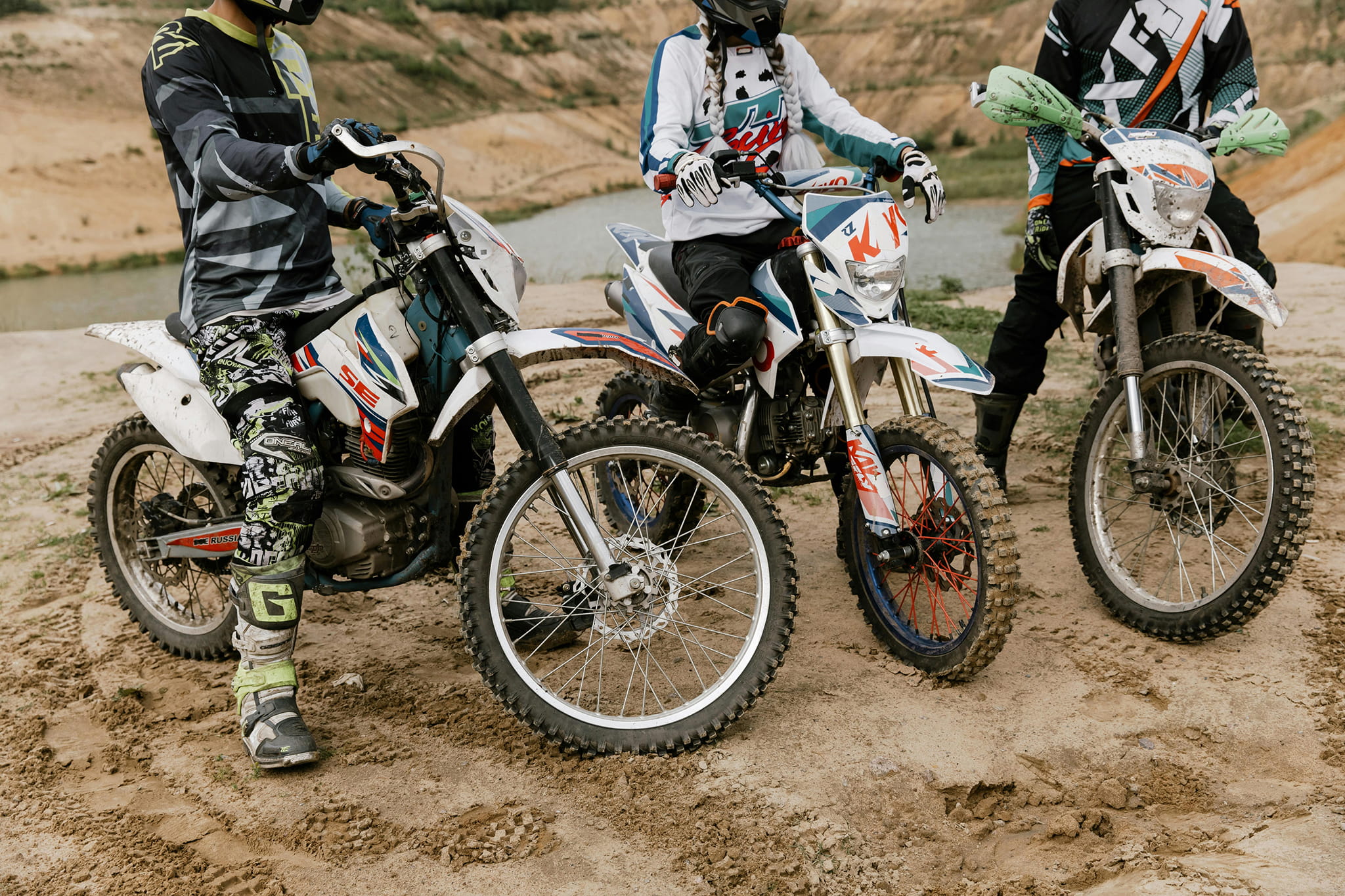 Dirt Bikes 101: A Beginner’s Guide to Off-Road Riding - Ride With Us